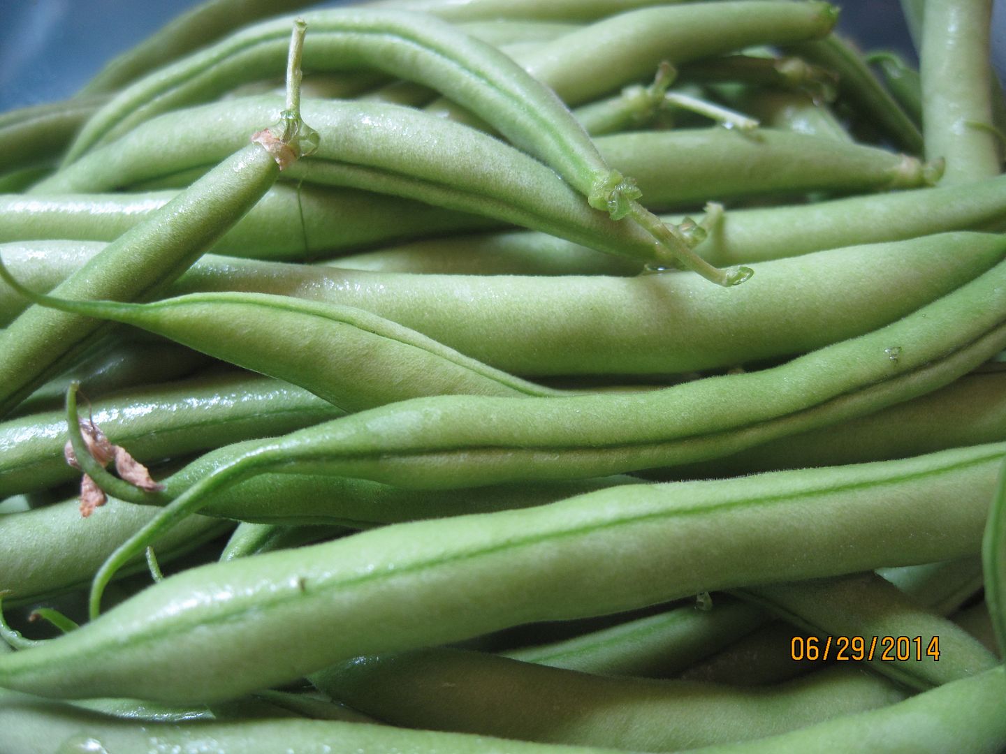 Green Beans, Raspberries and Almonds Oh My! | my sister's pantry
